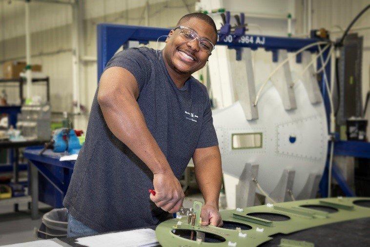 Textron Aviation expands apprenticeship opportunities | Textron Aviation Media Center